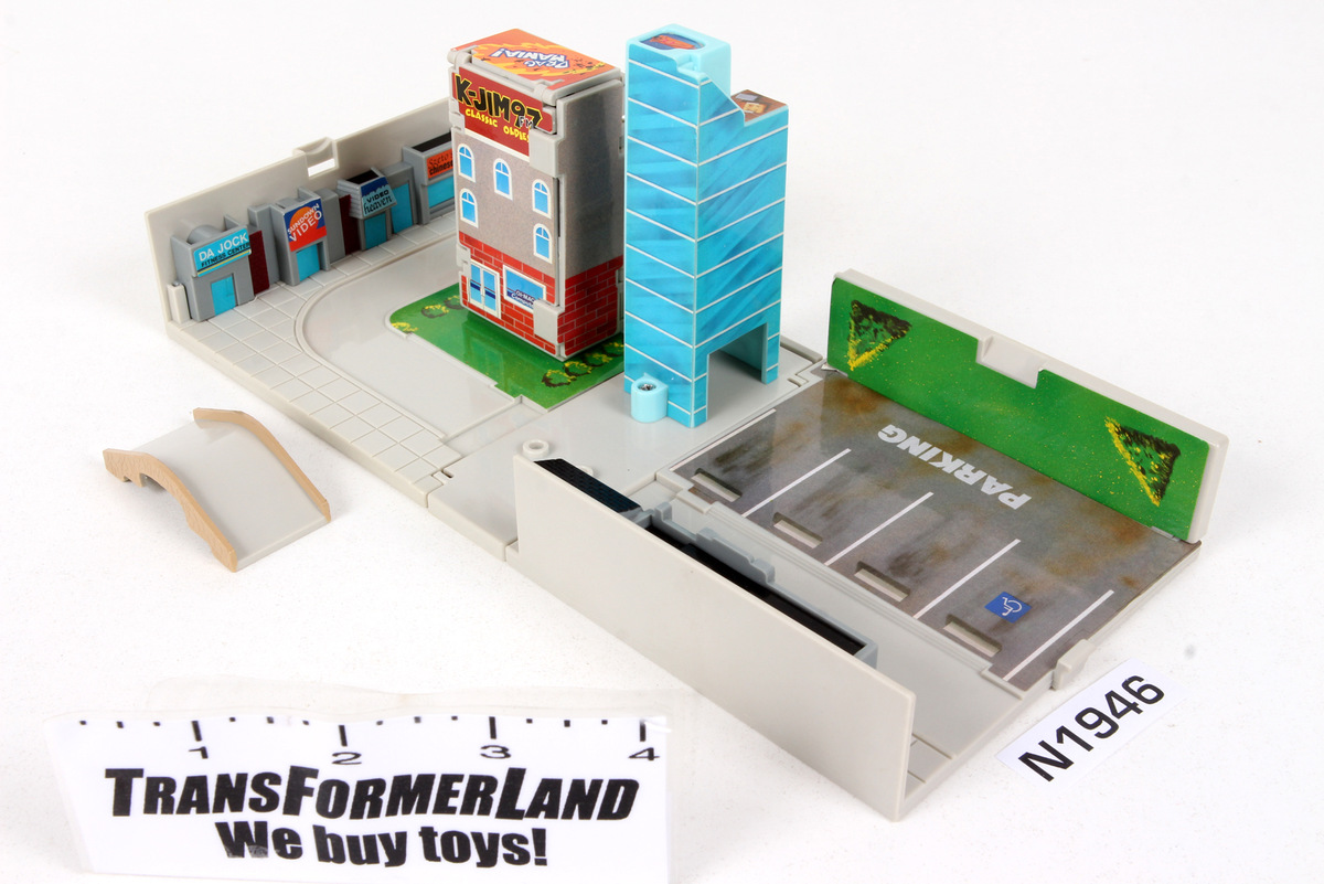 Complete Micro Machines® Insiders Insiders Big City Mini Service SKU ...