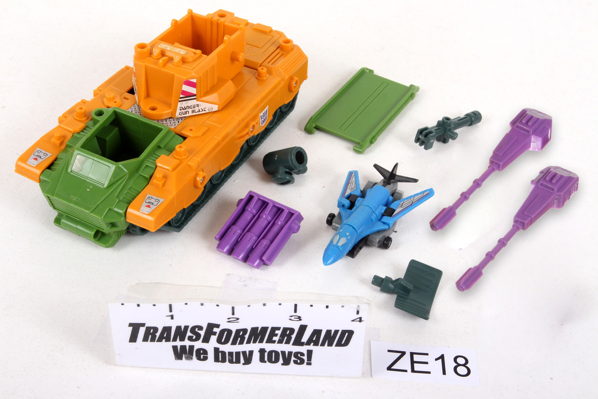 Complete Transformers® G1 Anti-Aircraft Base with Blackout and ...