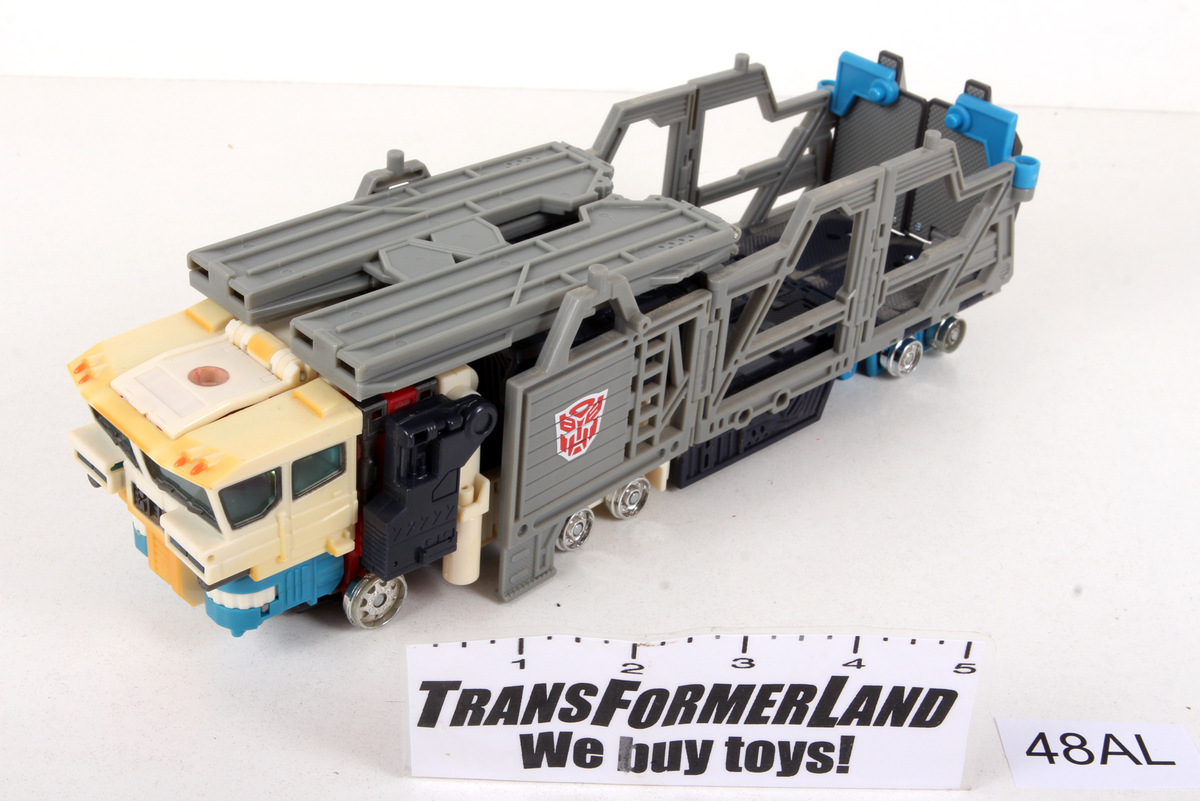 Transformers® Universe Super Class Ultra Magnus Ultra Magnus (cab ...