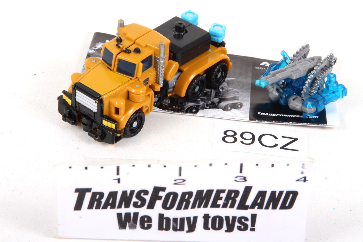Complete Transformers® Power Core Combiners Commander 2-packs Huffer ...