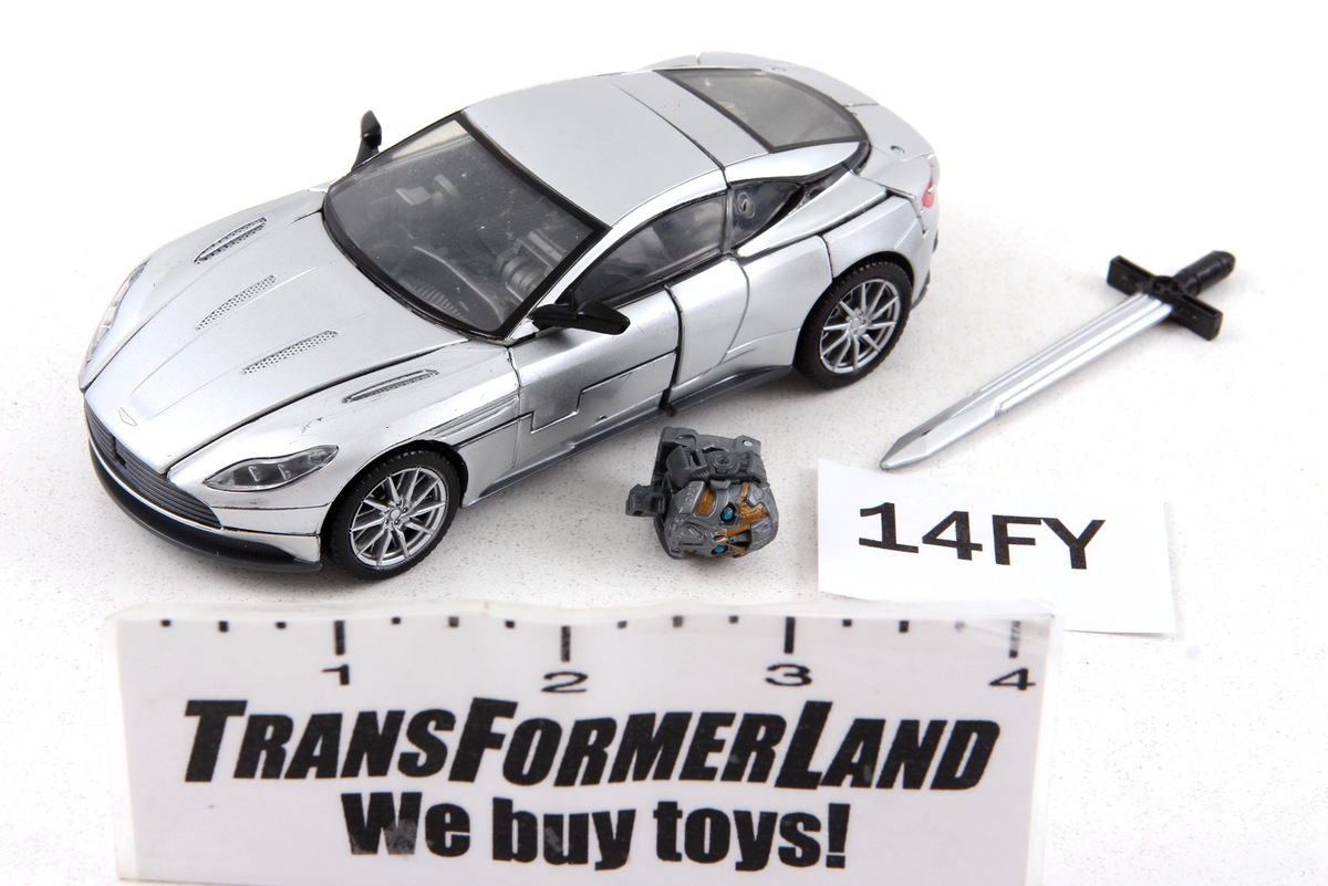 Complete Transformers® Studio Series Deluxe Class Cogman SKU 388730 ...