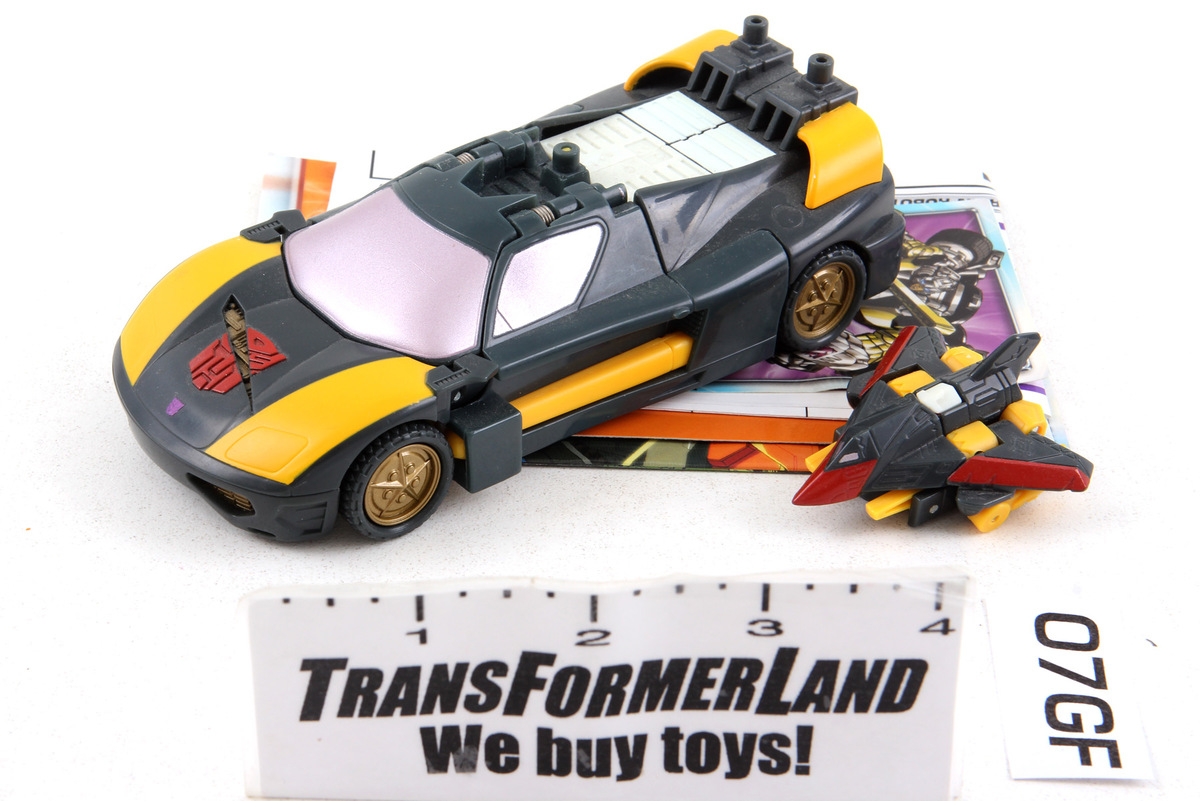 Complete Transformers® Armada Super-Cons Wheeljack with Wind Sheer SKU ...