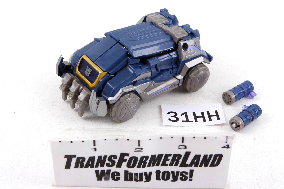 Complete Transformers® Generations Deluxe Class Cybertronian Soundwave ...