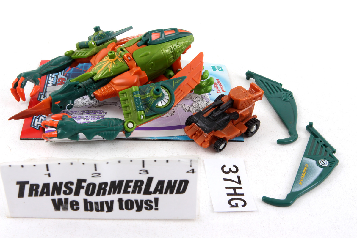 Complete Transformers® Armada Super-Cons Terrorsaur with Ironhide SKU ...