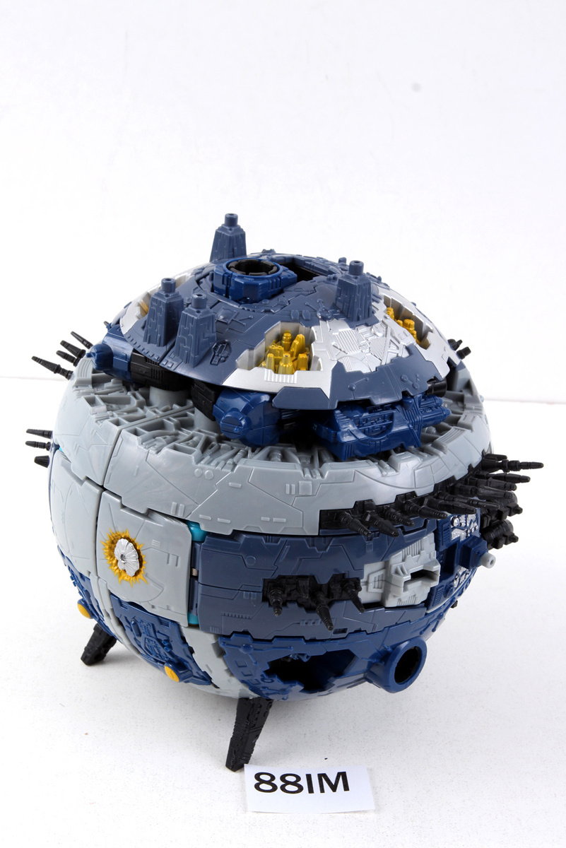 Complete Transformers® Cybertron Supreme Class Cybertron Primus SKU ...