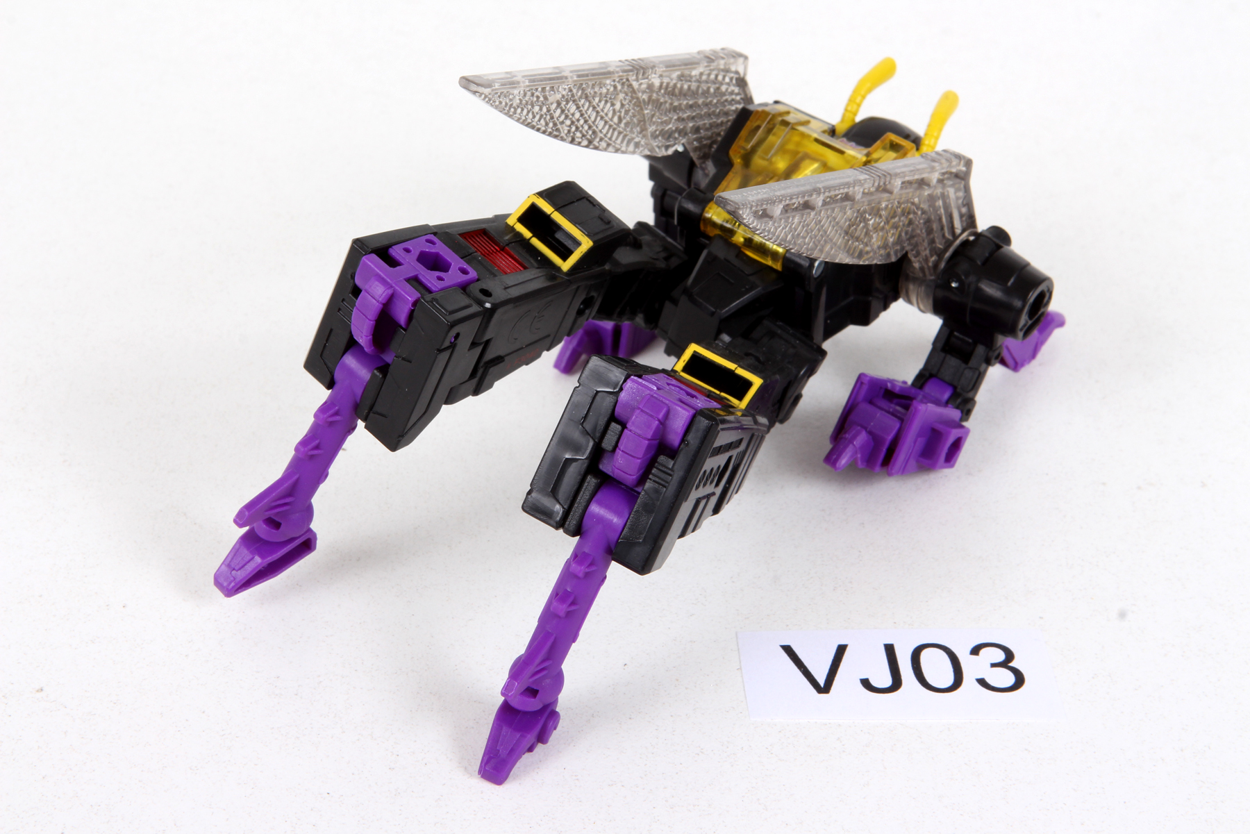 Complete Transformers® Legacy (Generations) Deluxe Class Kickback SKU ...