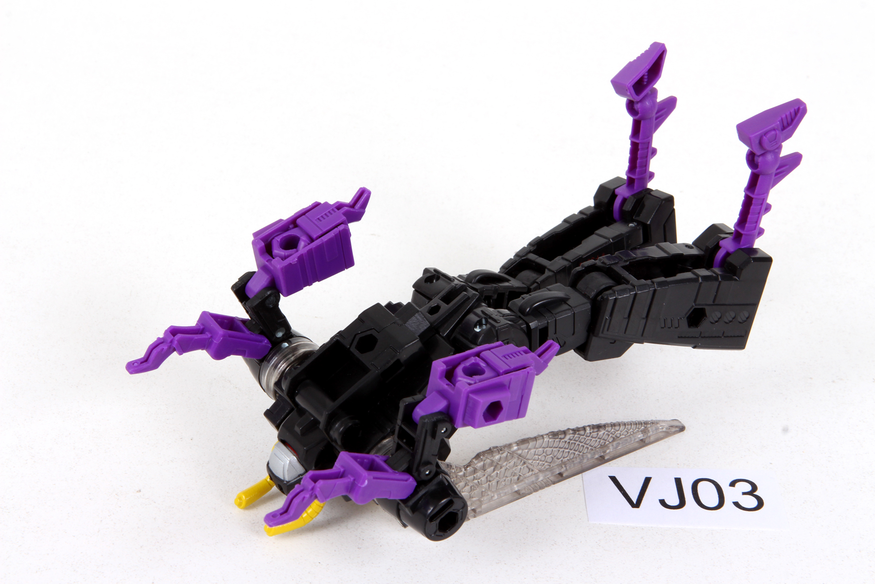Complete Transformers® Legacy (Generations) Deluxe Class Kickback SKU ...