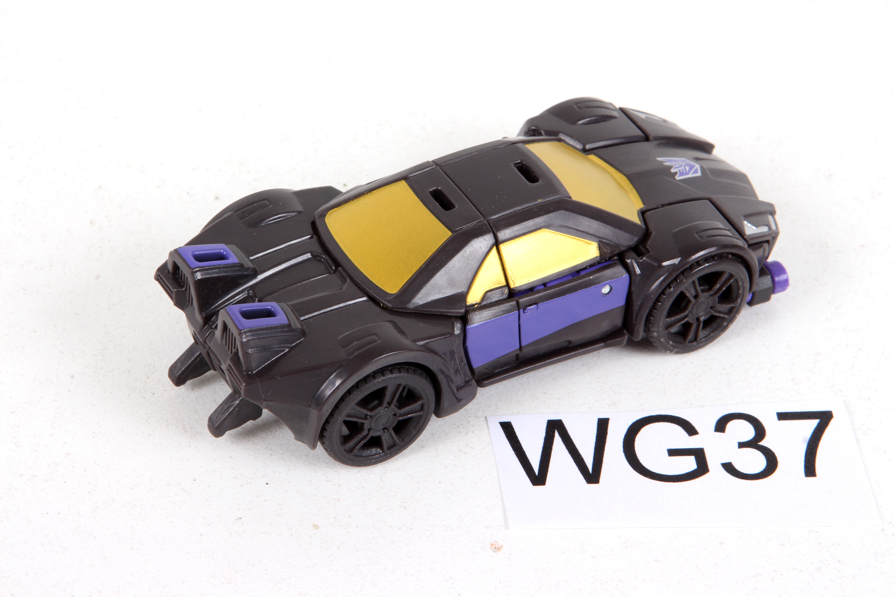 Complete Transformers® Generations - Combiner Wars Legends Class ...
