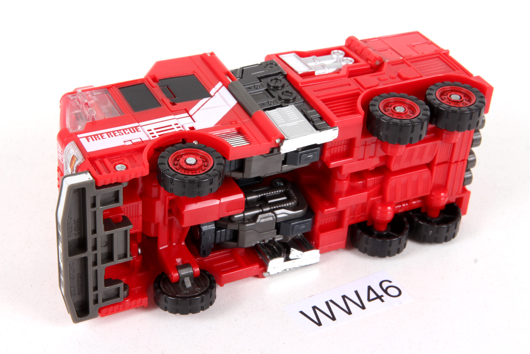 Complete Transformers® Henkei! Henkei! Voyager Class Cybertron Inferno ...