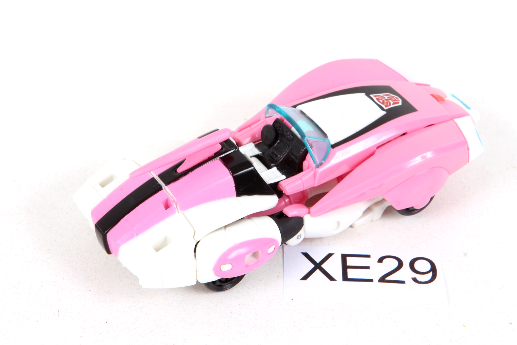 Complete Transformers® Generations Deluxe Class Arcee SKU 356130 ...