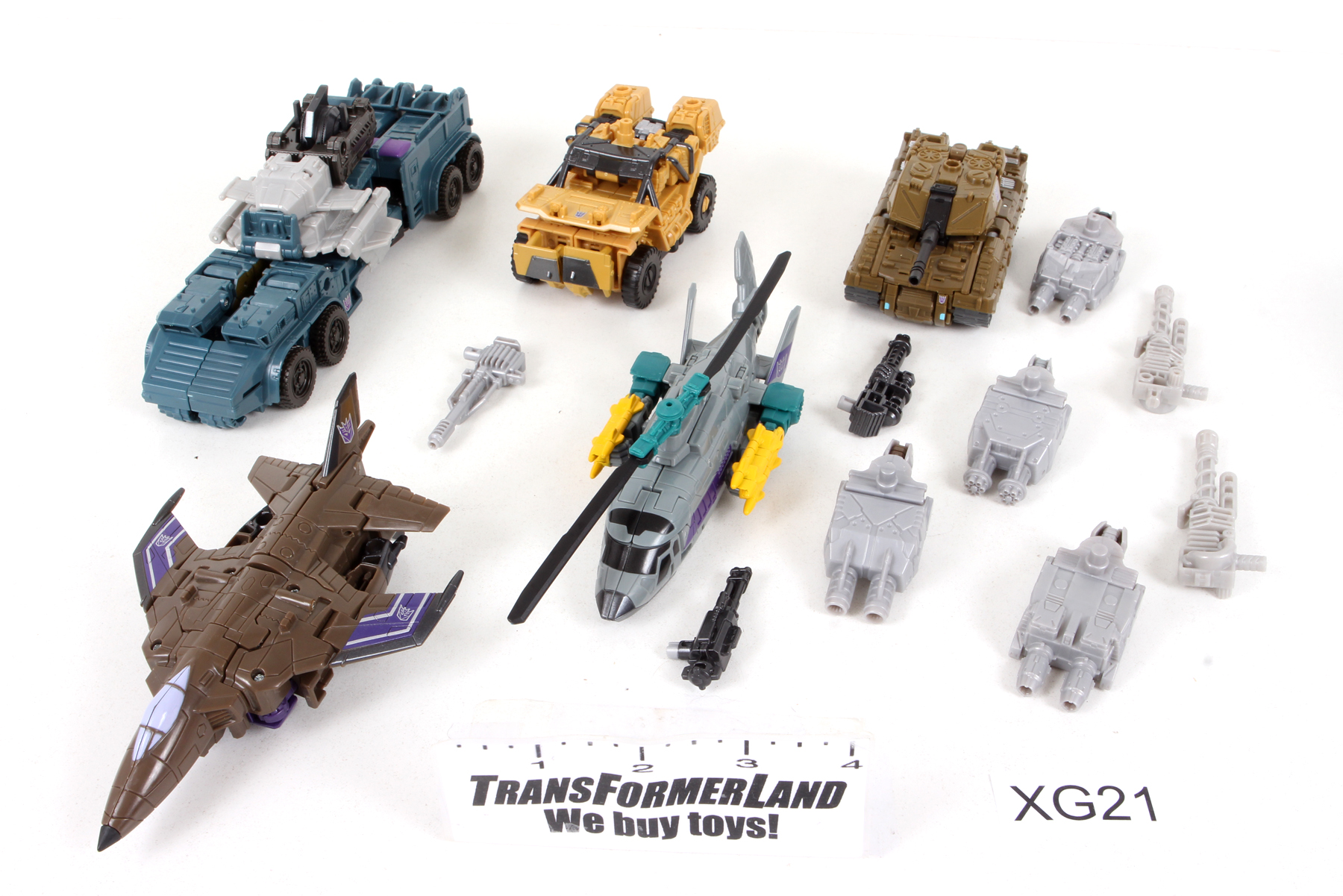 Complete Transformers® Generations Combiner Wars Combiners Bruticus 3553