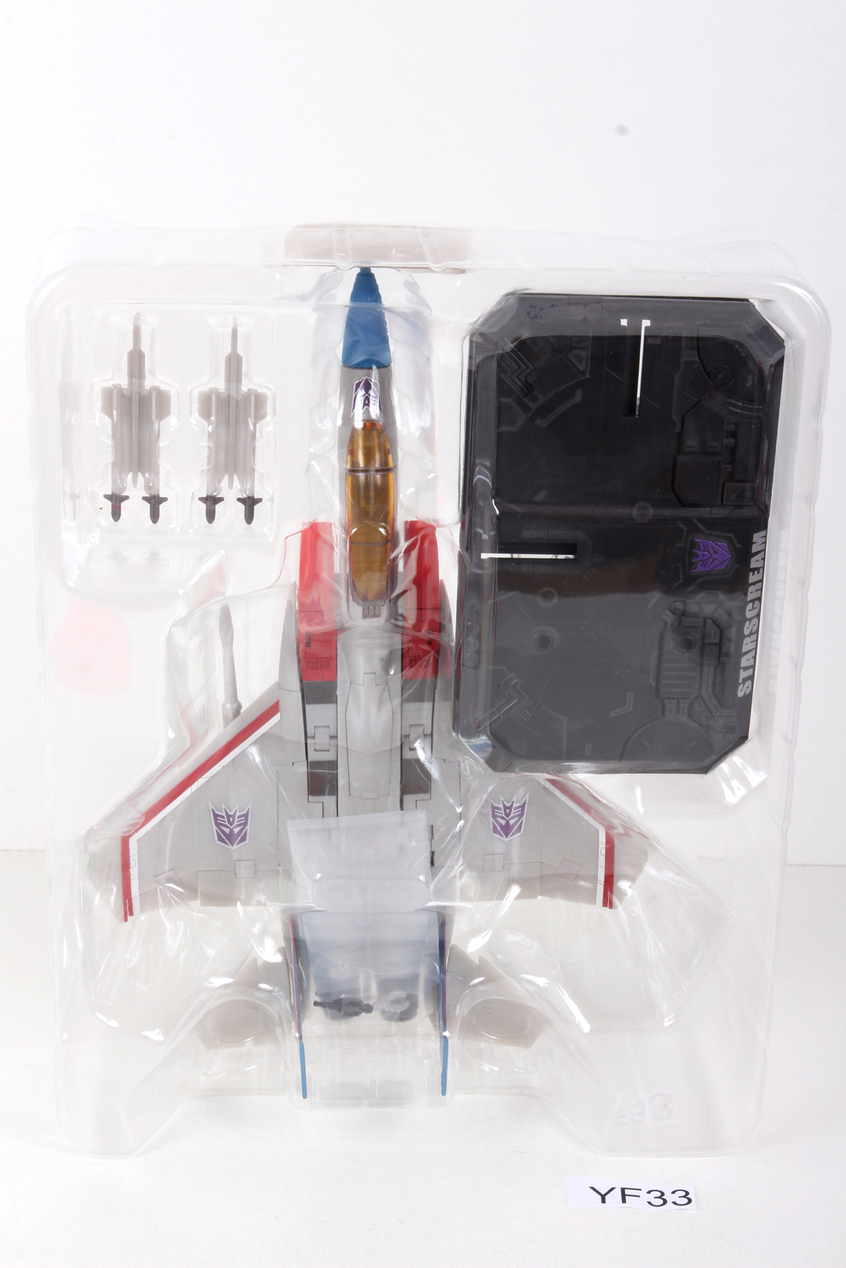 Packaged, not sealed Transformers® Masterpiece Masterpiece Starscream ...