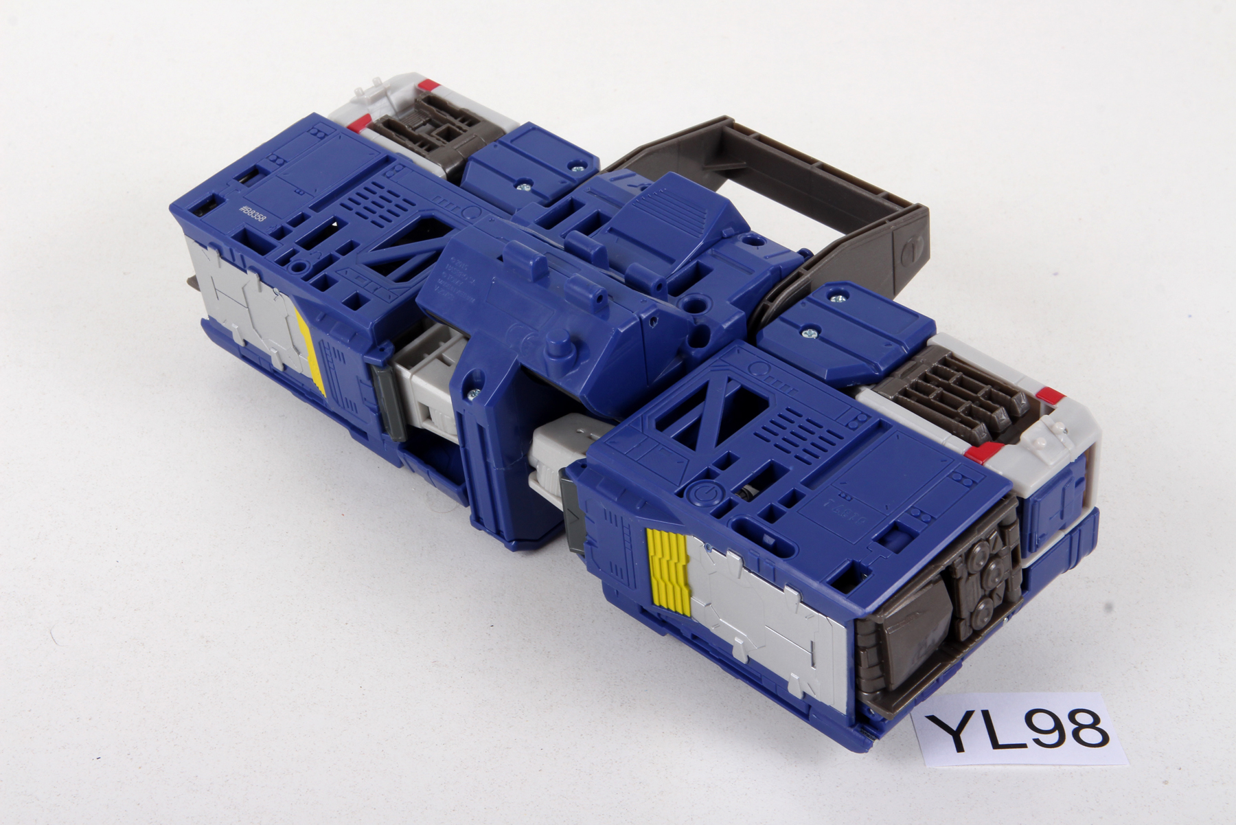 Complete Transformers® Generations - Titans Return Leader Class ...