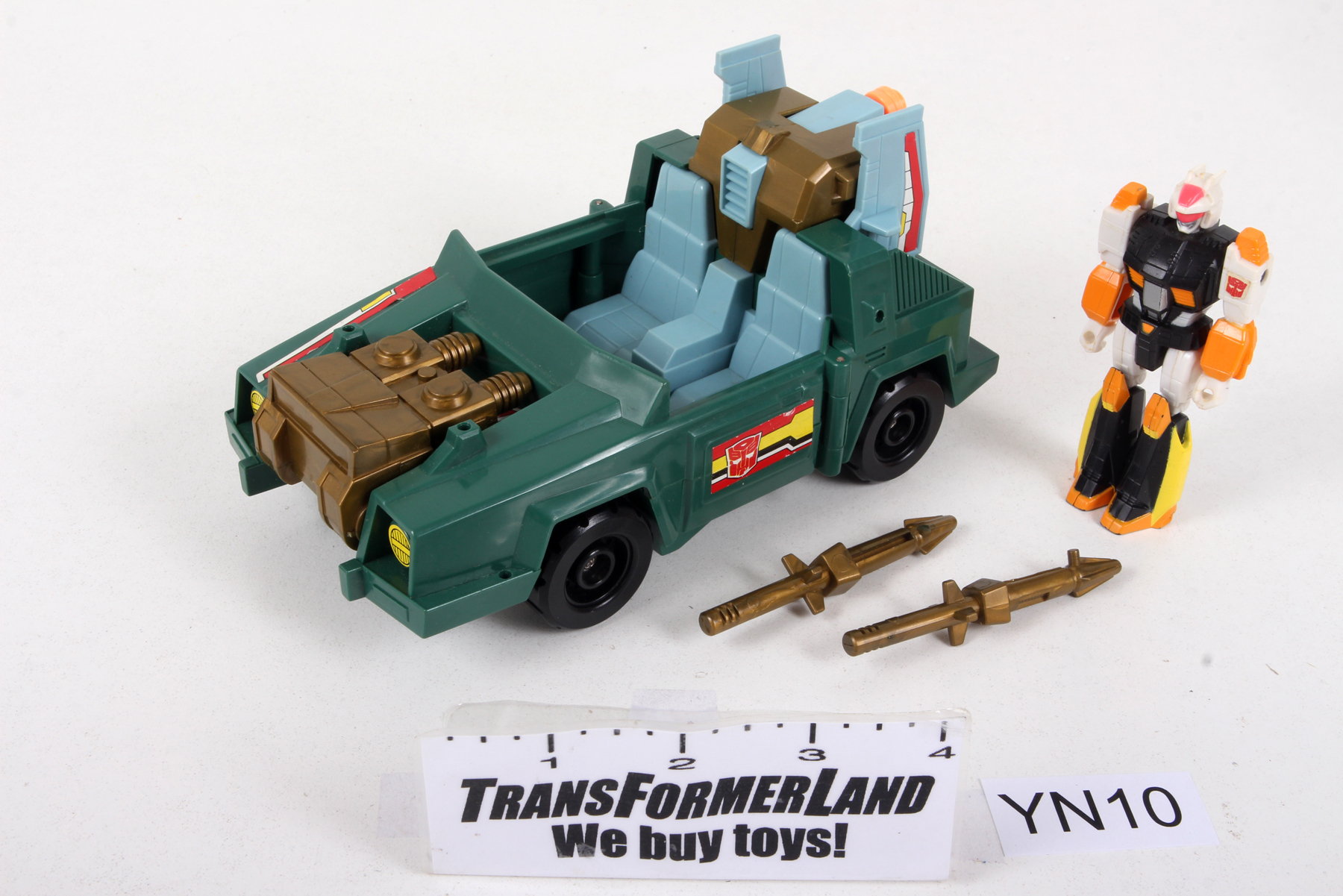 Complete Transformers® G1 Attack Cruiser with Sprocket SKU 361324 ...