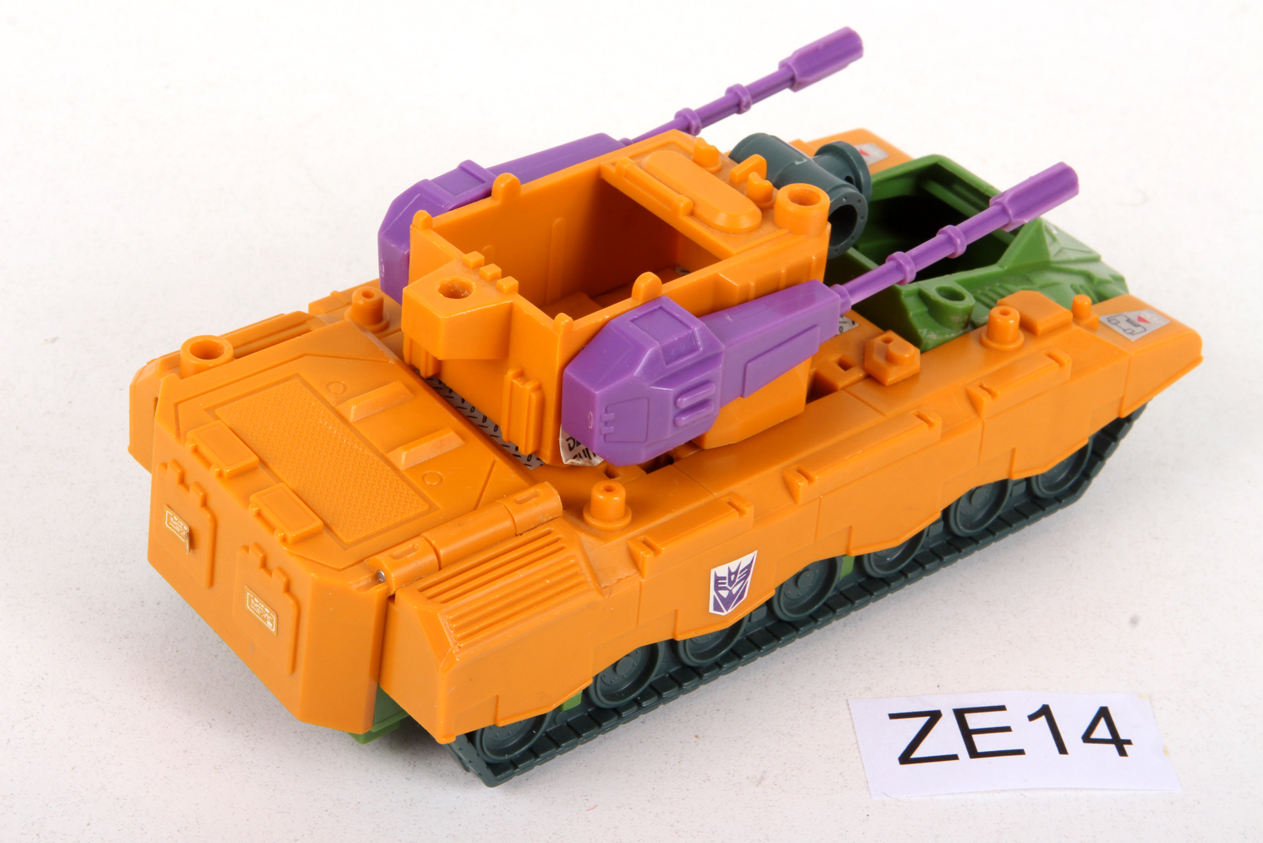 Complete Transformers® G1 Anti-Aircraft Base with Blackout and ...