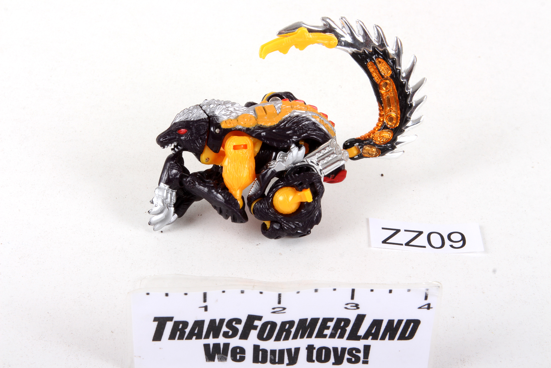 Transformers® Robots in Disguise (RID) Mega Class Gas Skunk, Dark ...