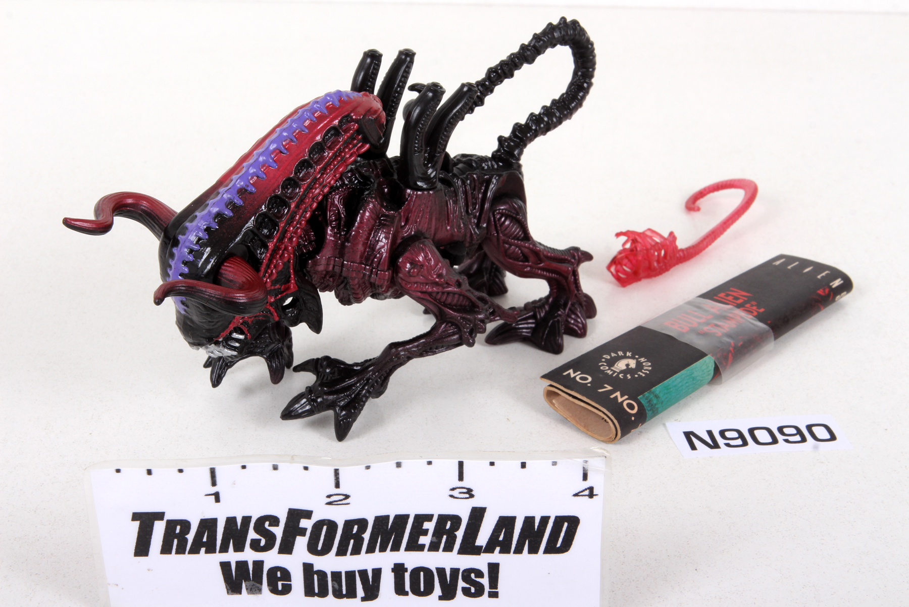 Complete Aliens and Predator® Kenner Aliens Basic Figures Bull Alien ...