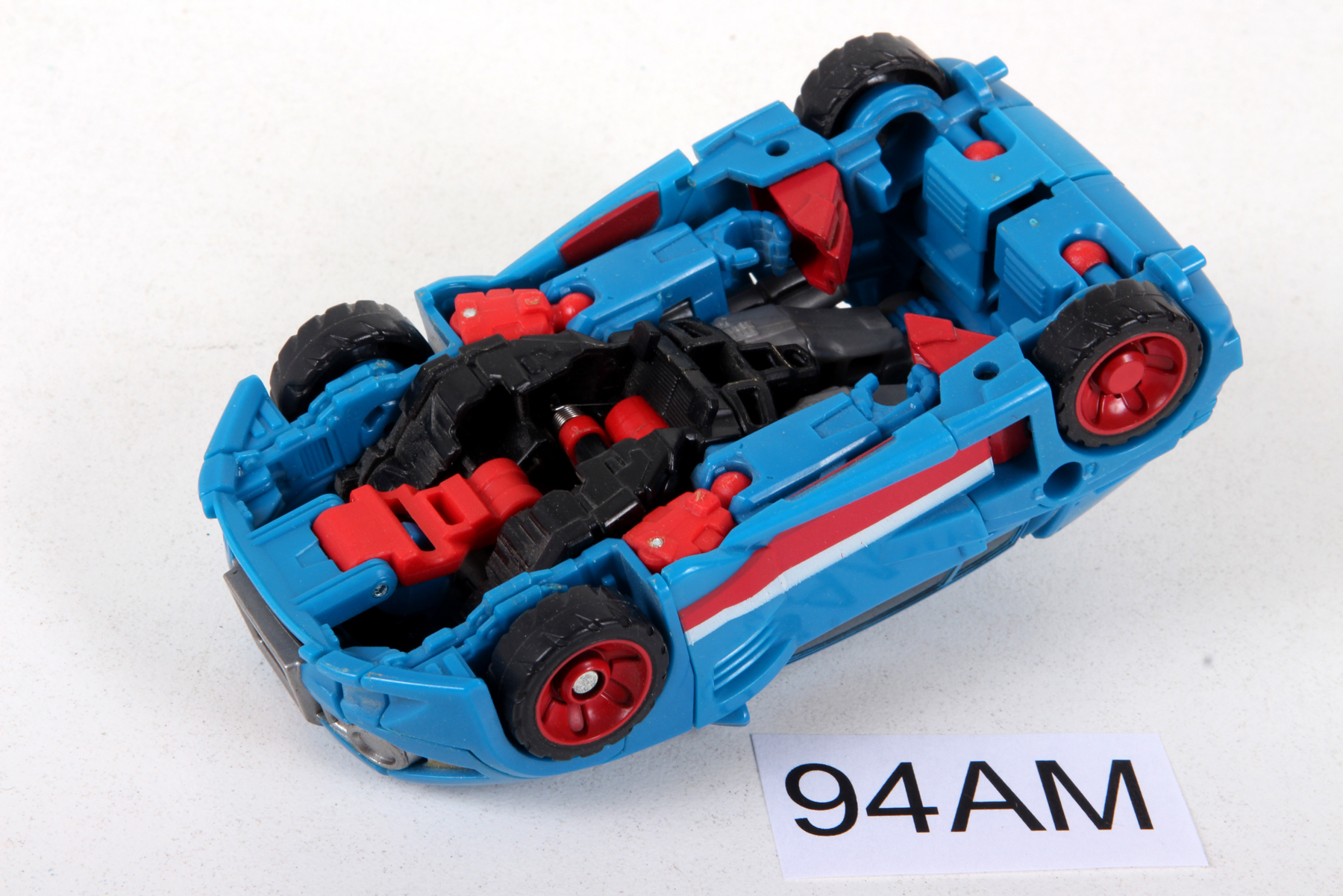 Complete Transformers® Generations Deluxe Class Autobot Skids SKU ...