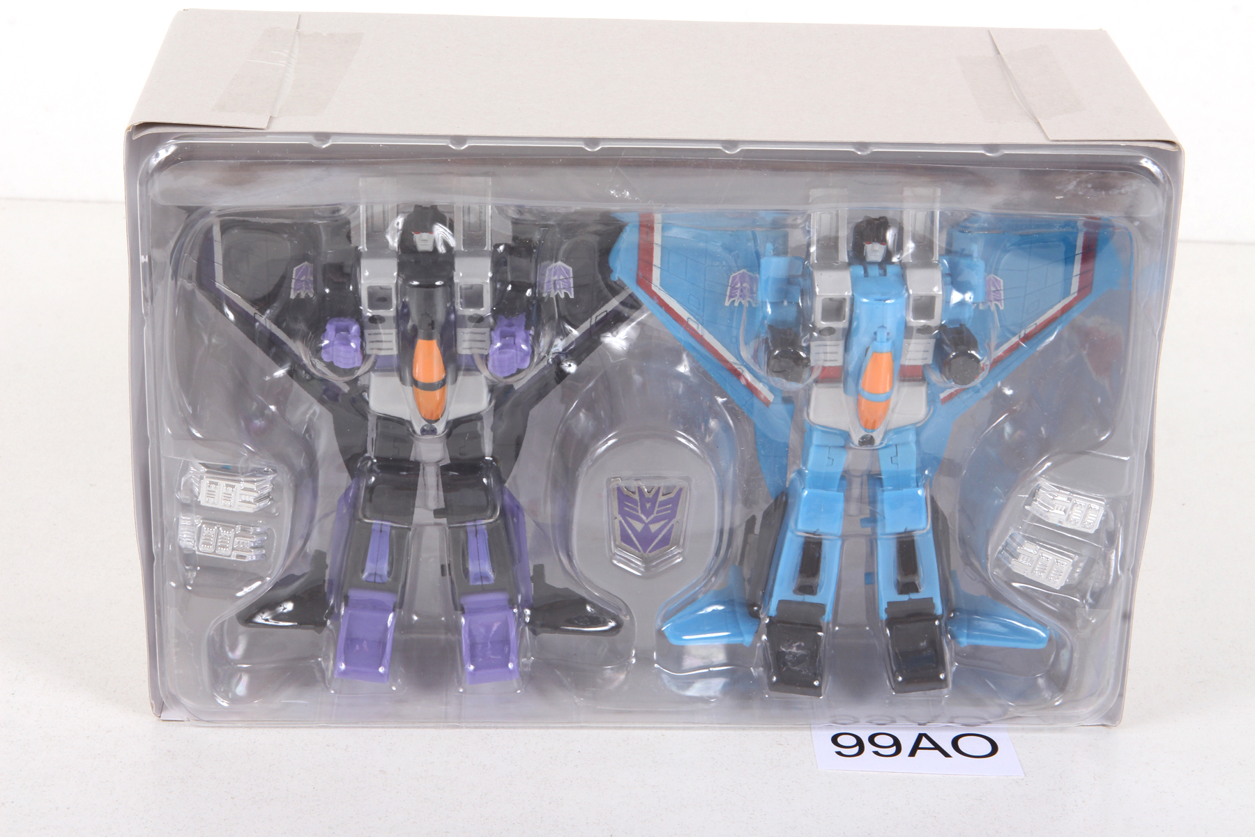 Sealed Transformers® Robot Masters Ultra Class Skywarp and ...