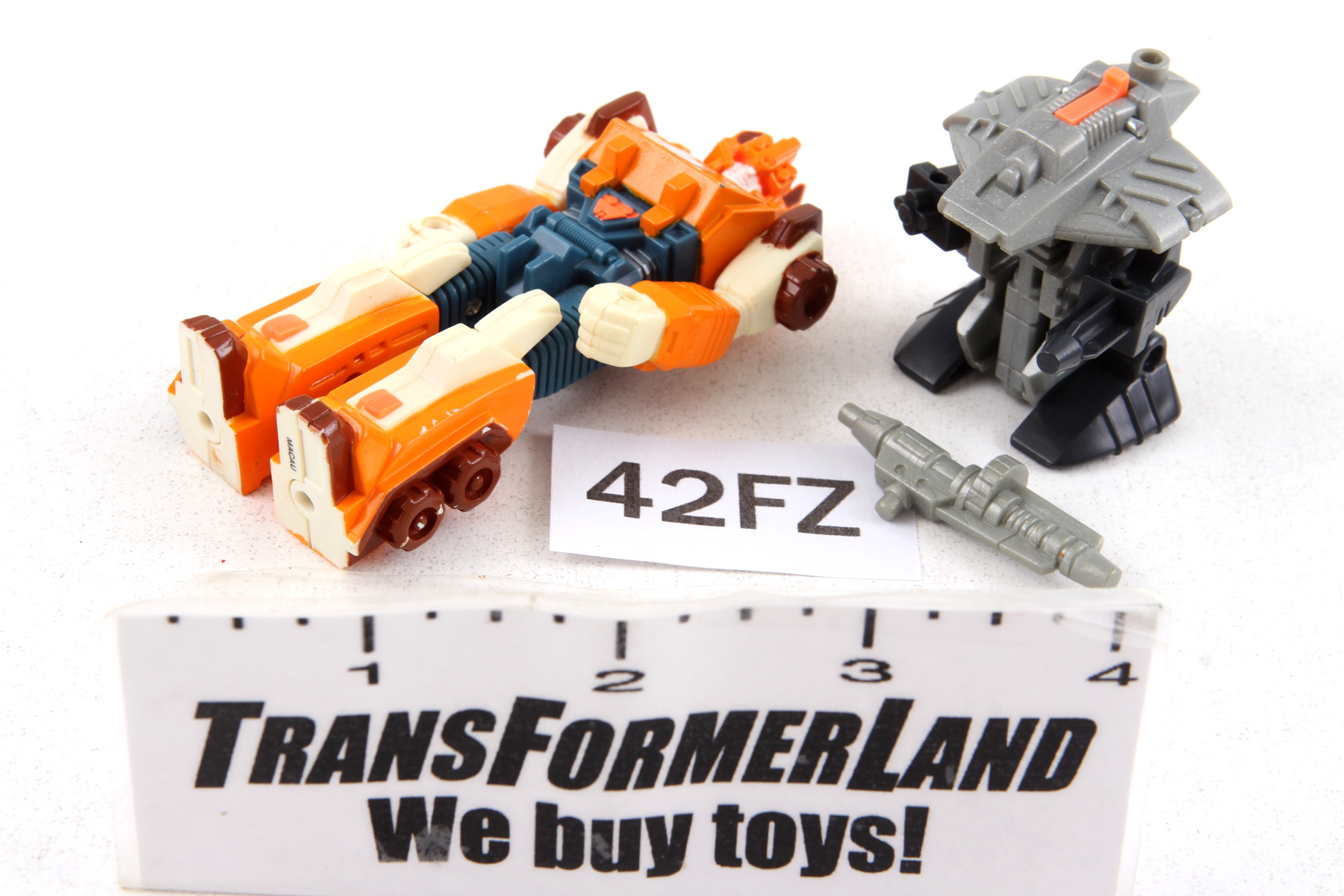Complete Transformers® G1 Rollout with Glitch SKU 388688 ...