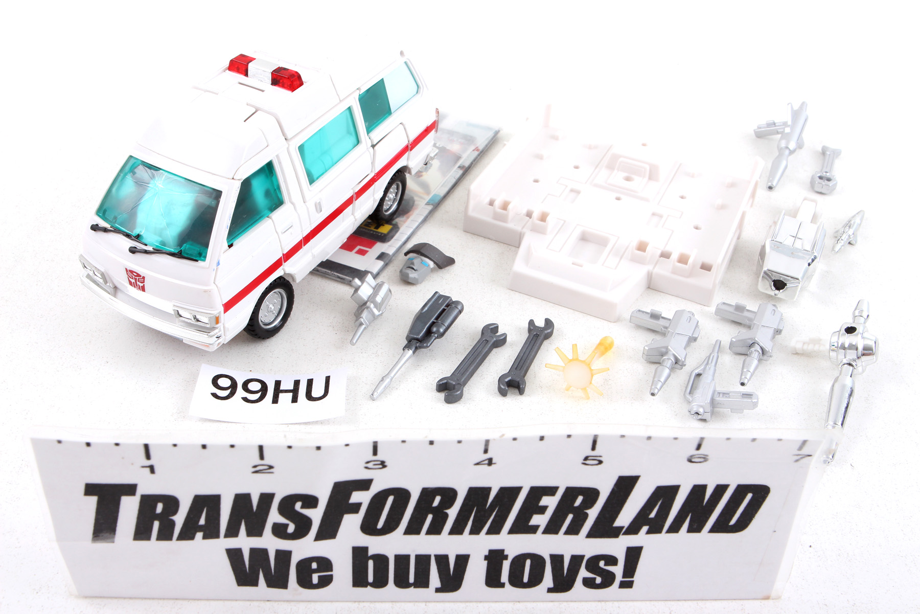 Complete Transformers® Masterpiece (Japan) Masterpiece Ratchet SKU ...