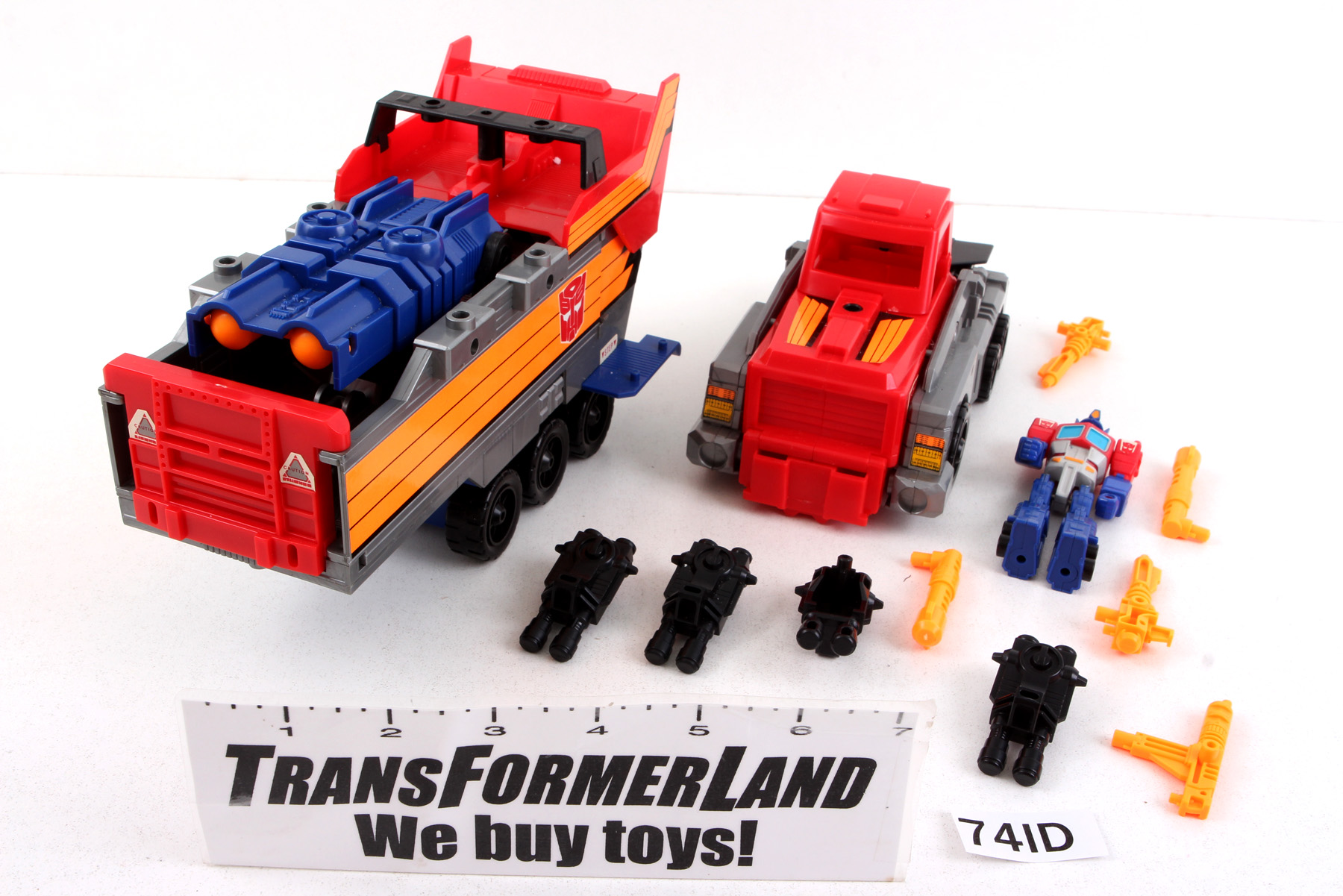Complete Transformers® G1 Armored Convoy with Optimus Prime SKU 397016 ...