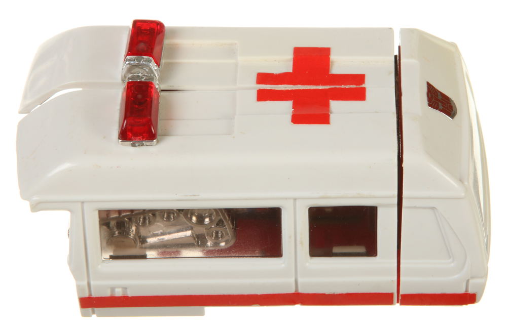 Autobot Cars Ratchet (Transformers, G1, Autobot) | Transformerland.com ...