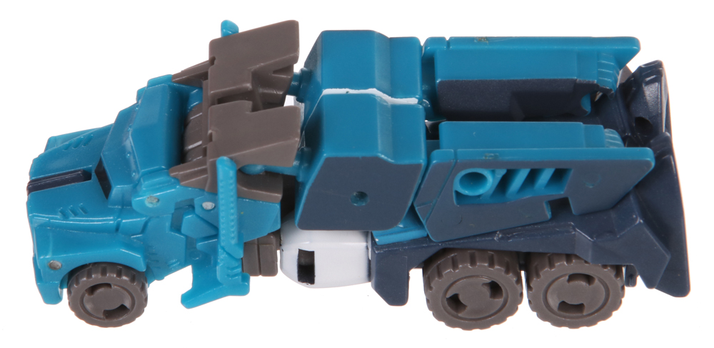Legion Class Blizzard Strike Optimus Prime (Transformers, Robots in ...