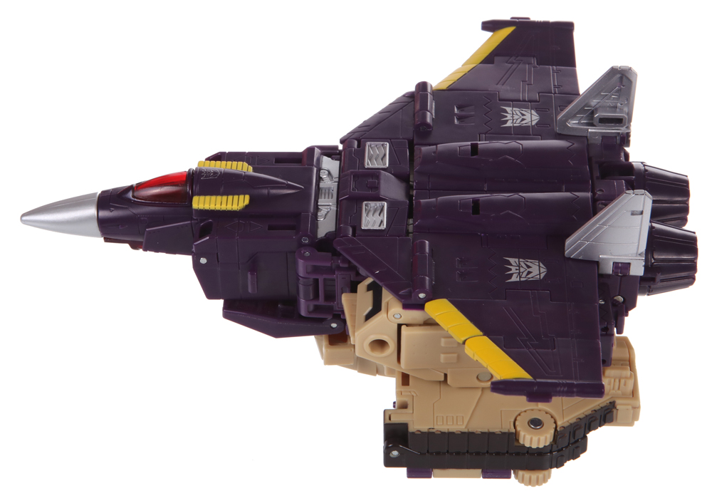 Leader Class Blitzwing (Transformers, Legacy (Generations), Decepticon ...
