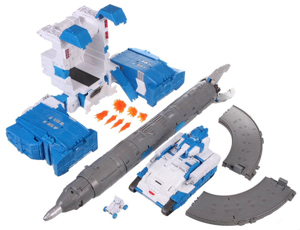 Titan Class Guardian Robot & Lunar-Tread (Transformers, Legacy ...