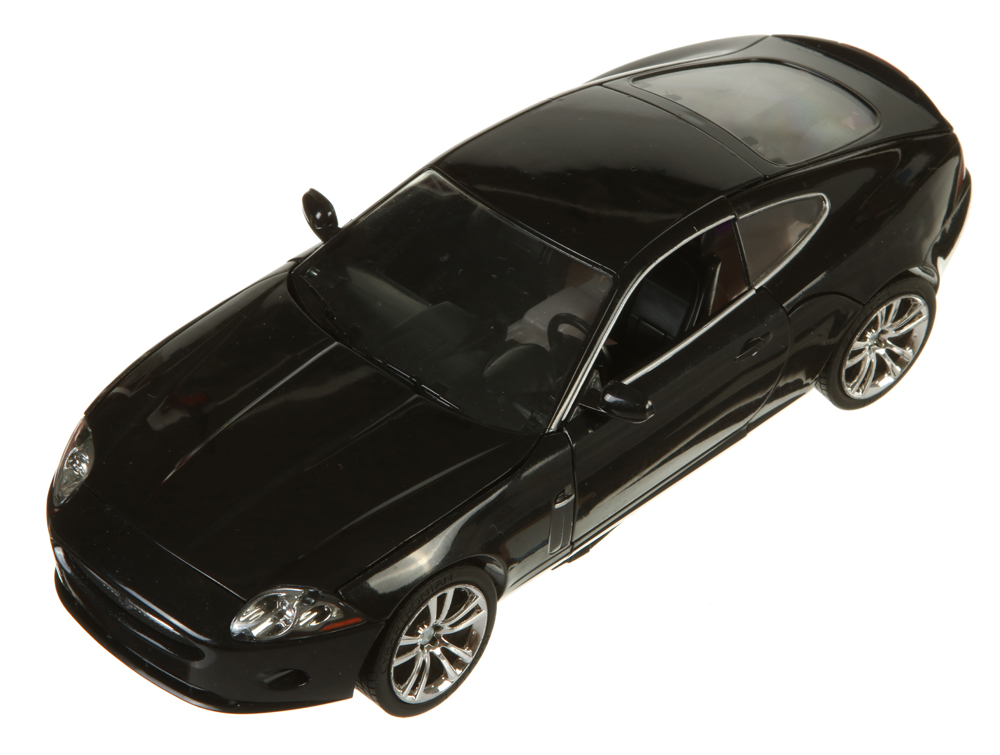 1:24 Scale Ravage (26) (Transformers, Alternators, Decepticon ...