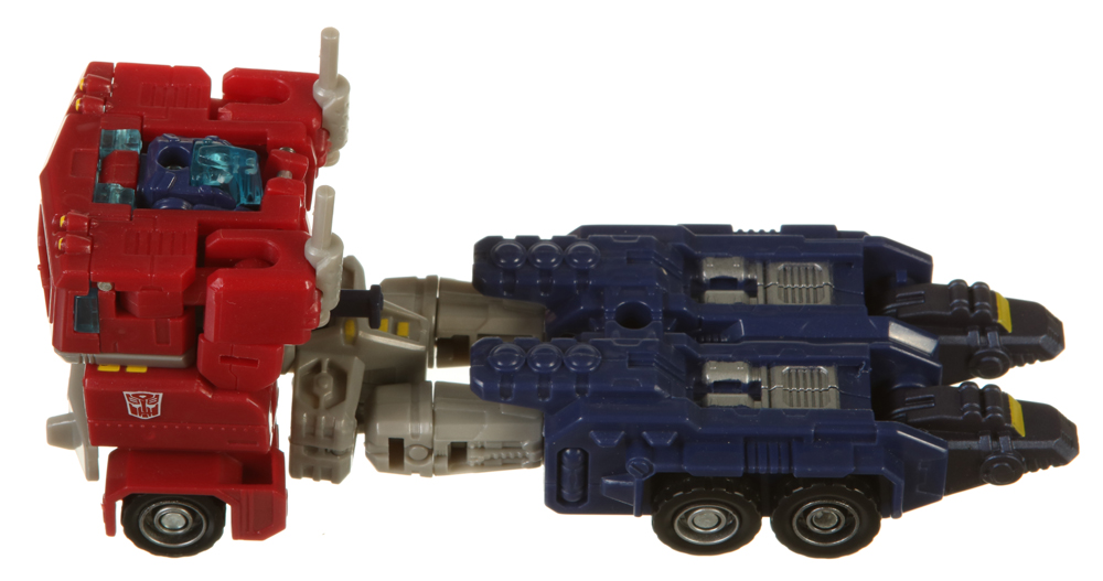 Deluxe Class Optimus Prime (Transformers, Universe 2, Autobot ...