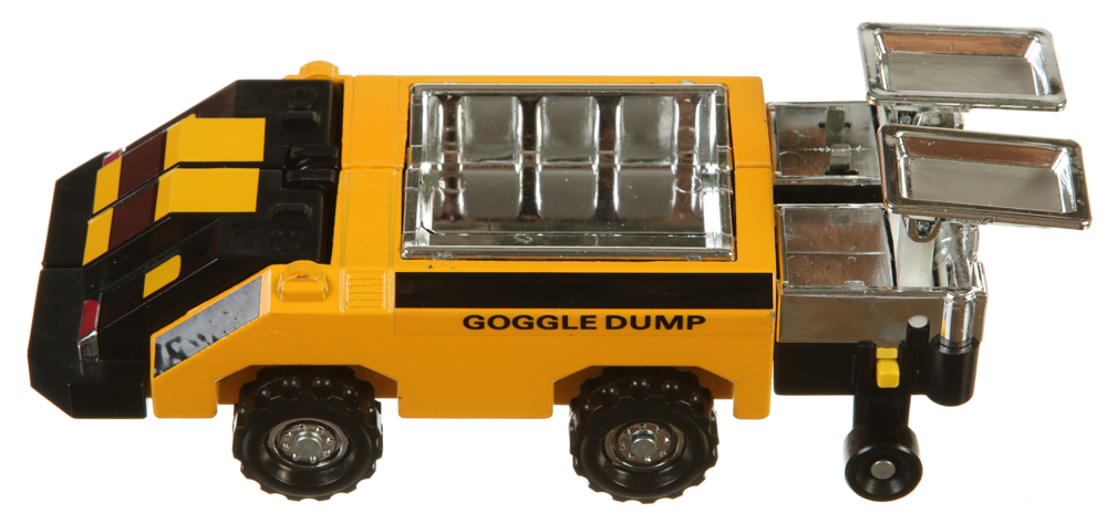 Deluxe (DX) Goggle V (Chogokin, GoDaiKin, Good) | Transformerland.com ...