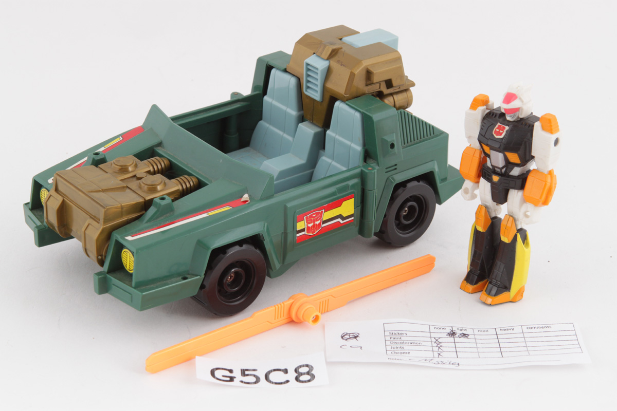 Transformers G1 Attack Cruiser With Sprocket Price [Action Masters]