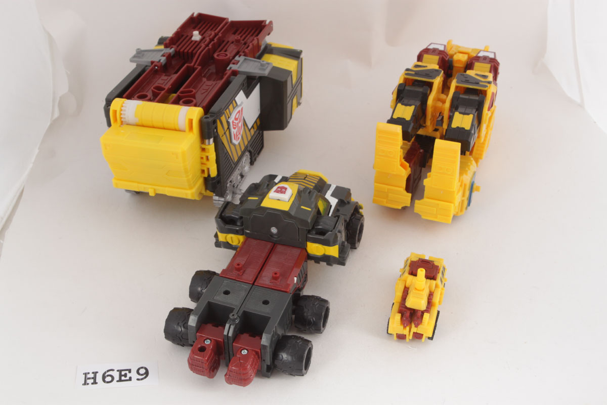 Transformers Energon Optimus Prime with Corona Sparkplug and Overload ...