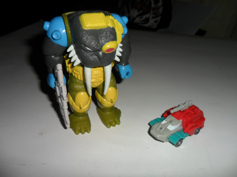 Transformers G1 Longtooth Price [Pretenders]