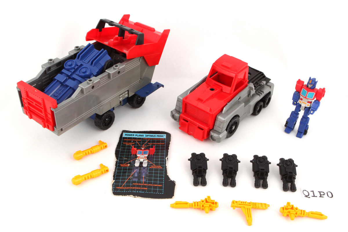 Transformers G1 Armored Convoy With Optimus Prime Price [Action Masters]