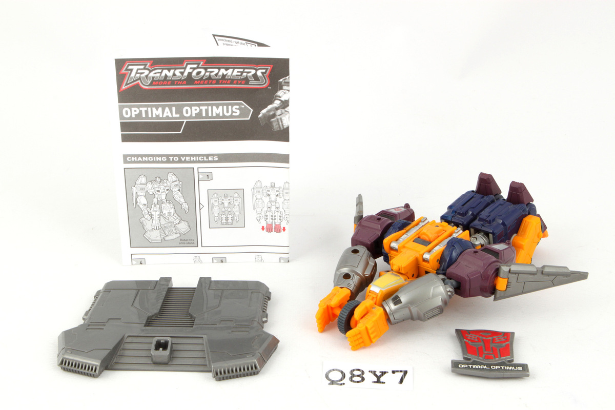Transformers Titanium Optimal Optimus Price [6 Inch Cybertron Heroes]