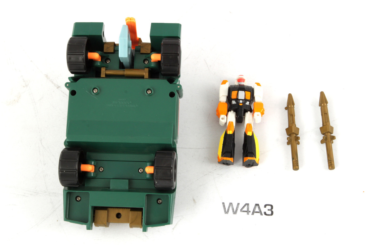 Transformers G1 Attack Cruiser With Sprocket Price [Action Masters]