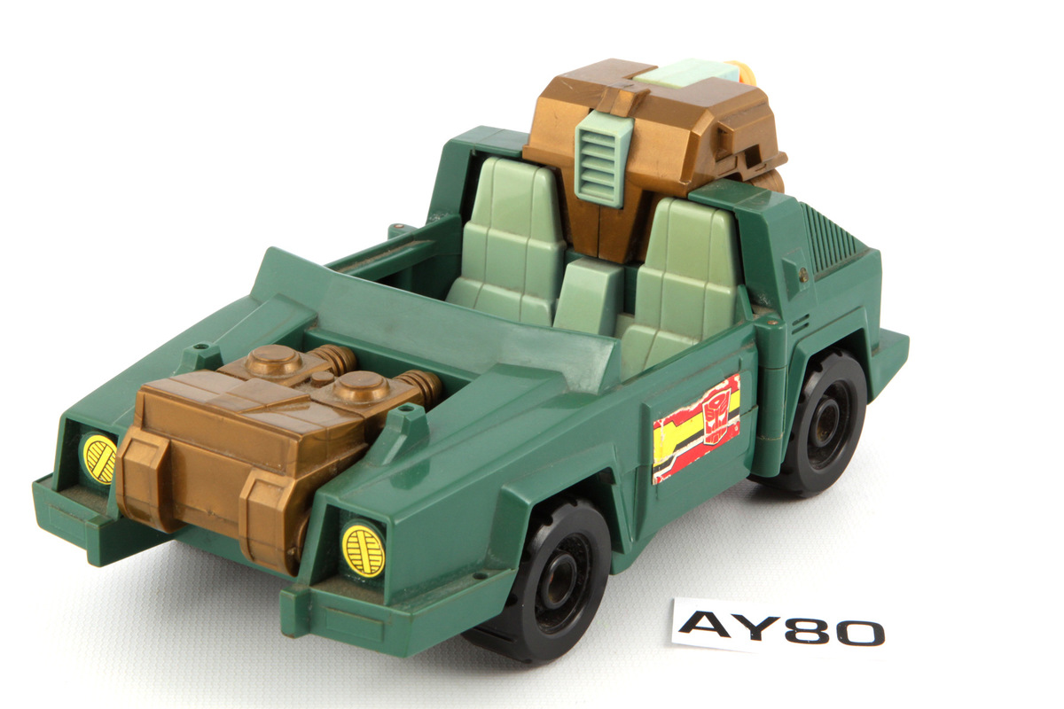 Transformers G1 Attack Cruiser With Sprocket Price [Action Masters]
