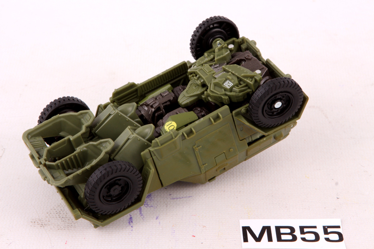 Complete Transformers® Studio Series Deluxe Class WWII Bumblebee SKU ...