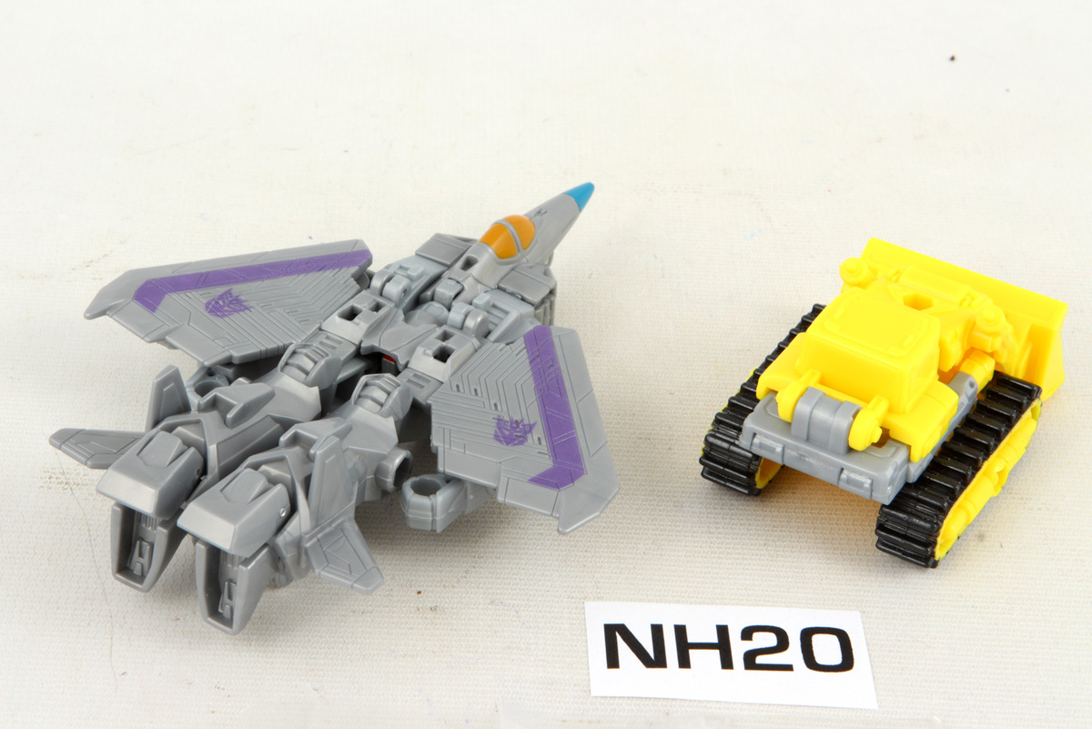 Transformers Cyberverse Starscream and Demolition Destroyer Price ...