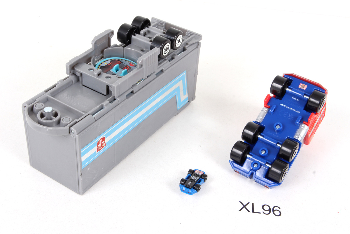 Complete Transformers® Jazwares Micro Machines Playsets Optimus Prime ...