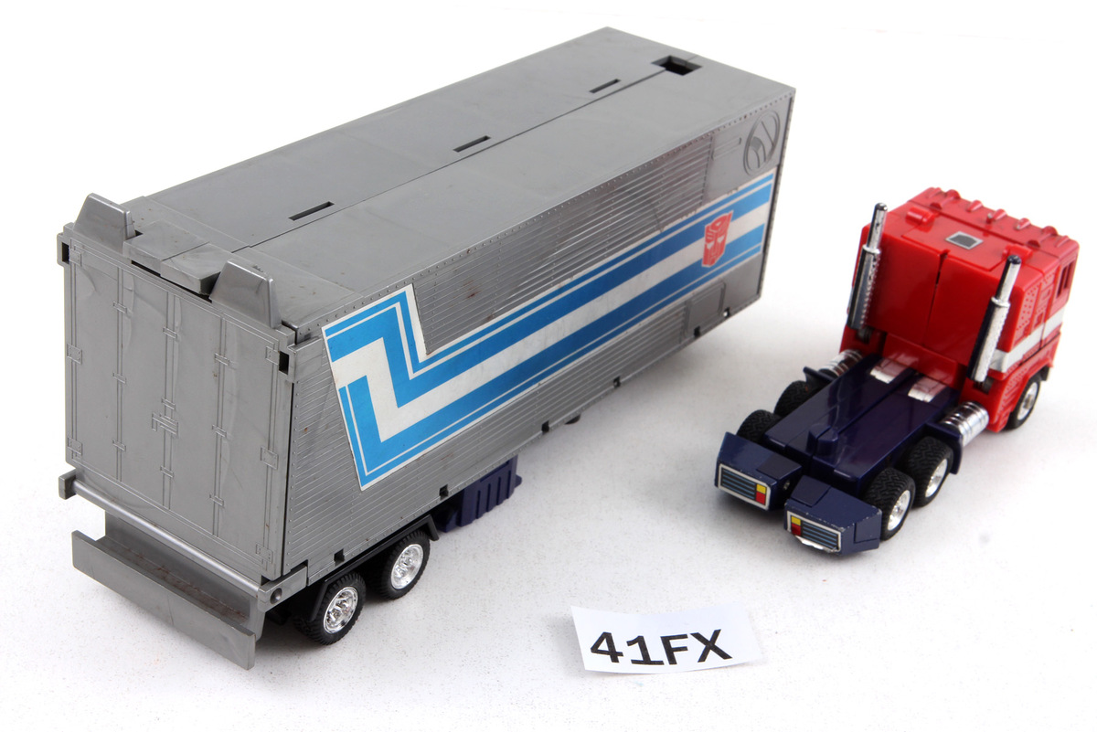 Complete Transformers® G1 Optimus Prime SKU 388405 | Transformerland ...