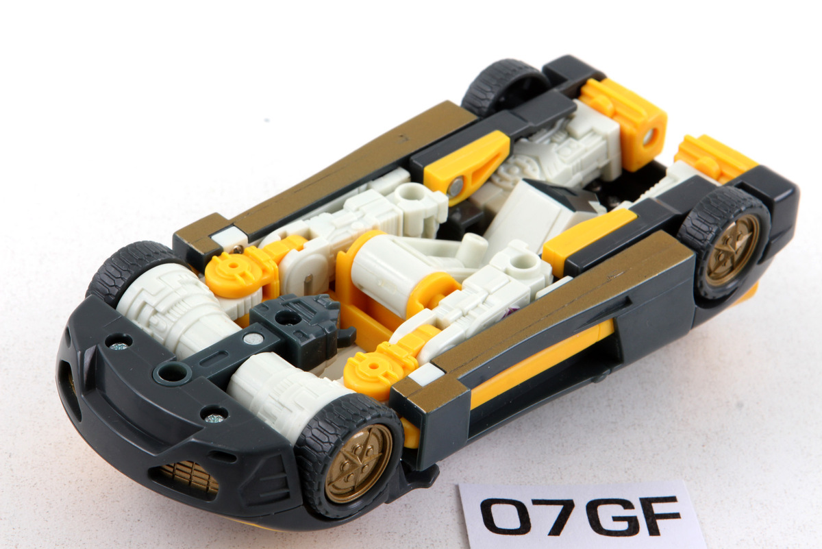 Complete Transformers® Armada Super-Cons Wheeljack with Wind Sheer SKU ...