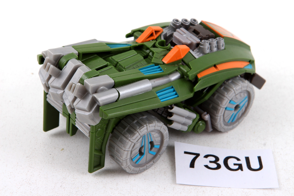Complete Transformers® Generations Deluxe Class Roadbuster SKU 391874 ...