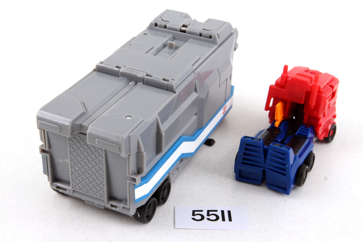 Complete Transformers® Cyberverse Warrior Class Optimus Prime Battle ...